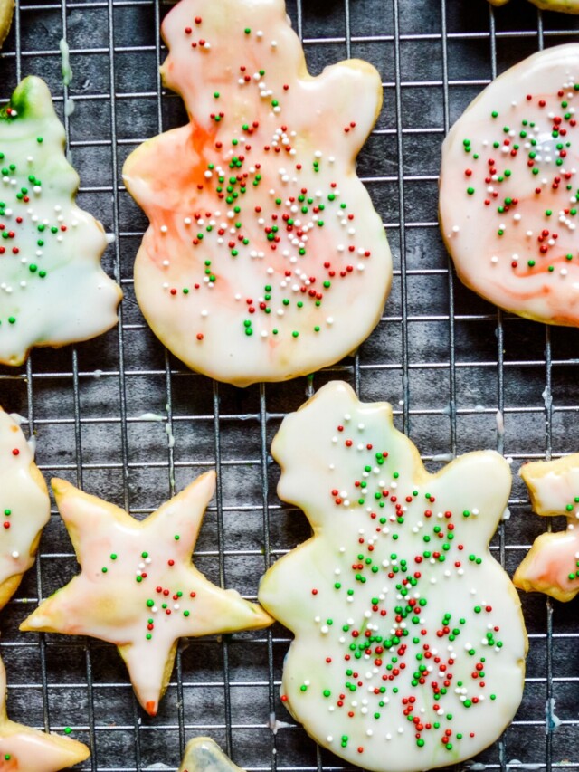 Soft, Chewy Sugar Cookies: Easy to Make & Fun to Decorate! » Kay's ...