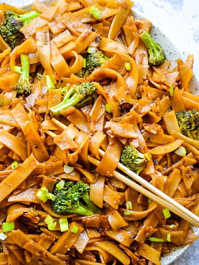 Quick Sweet and Spicy Rice Noodles: Easy Stir-Fry Dinner! » Kay's Clean ...