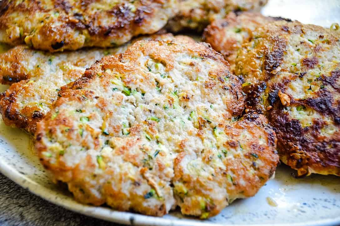 Juicy Turkey Burgers | (The best Turkey Burgers!) Kay's Clean Eats